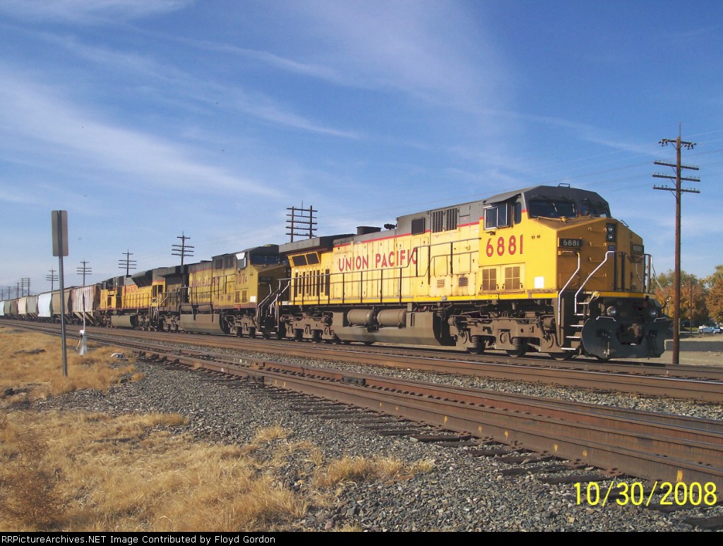 UP 6881 leads assortment of engine makes and models